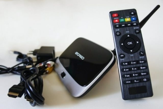 Dekoder Smart TV do telewizora: co to jest, który jest lepszy, jak wybrać